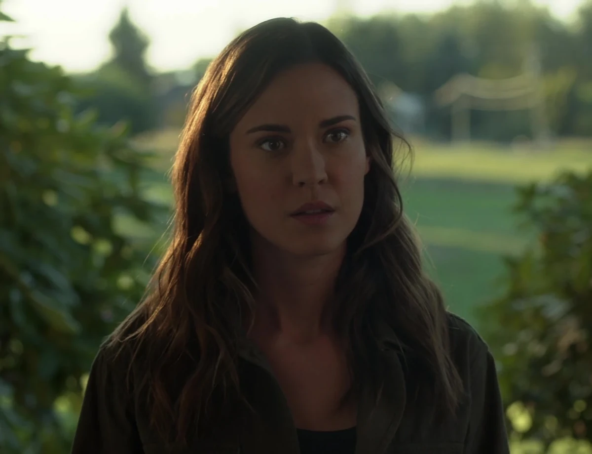 Samantha Arias | Heroes and Villains Wiki | Fandom