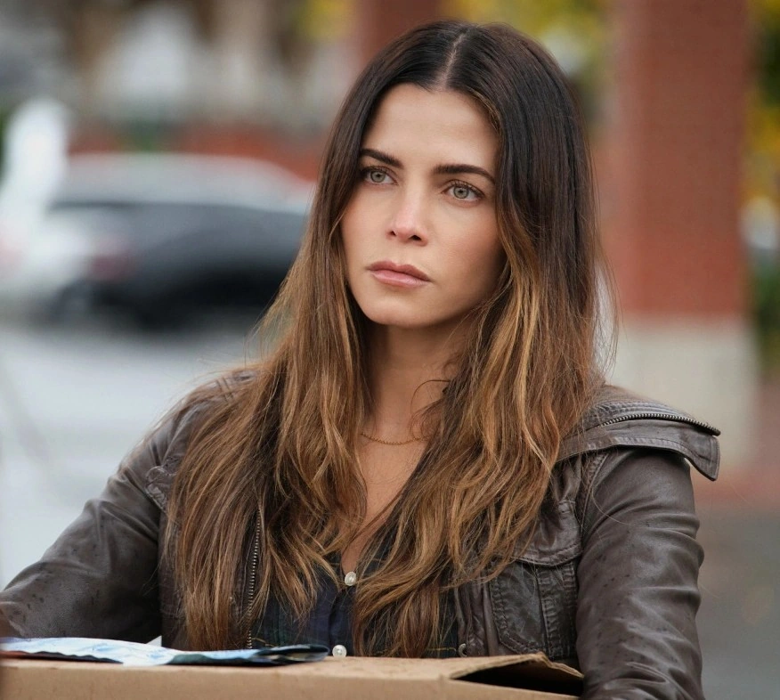Lucy Lane Superman And Lois Heroes And Villains Wiki Fandom