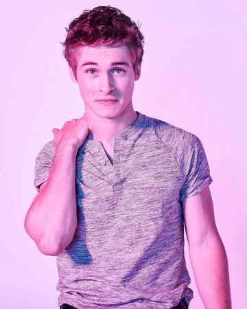 Henry Snow-Allen | HeroLegacies Wiki | Fandom