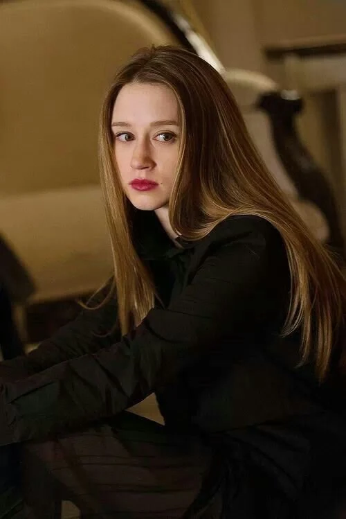 Zoe Benson | Wiki Héros | Fandom