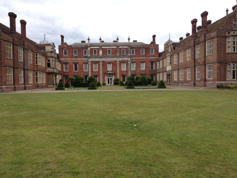 Foundling Hospital | Hetty Feather Wiki | Fandom