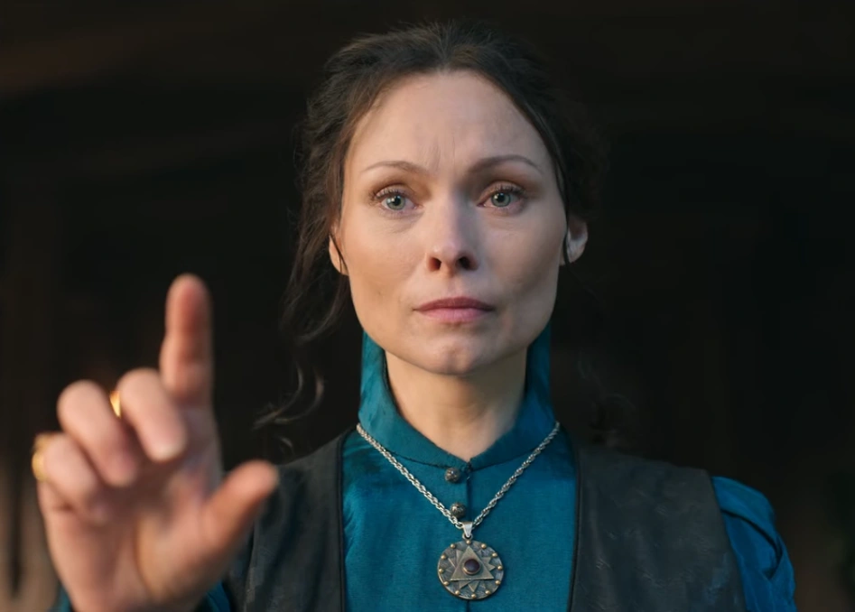 Tissaia de Vries/Netflix – Offizielles Hexer-Wiki - Charaktere, Monster ...