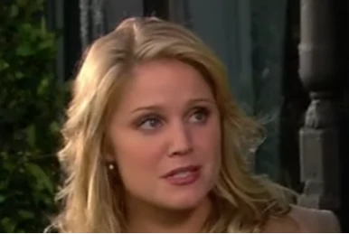 Quinn How I Met Your Mother Actress