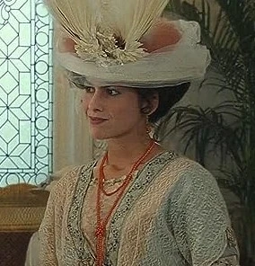 Woman (Titanic (1997)) | Historical films Wiki | Fandom