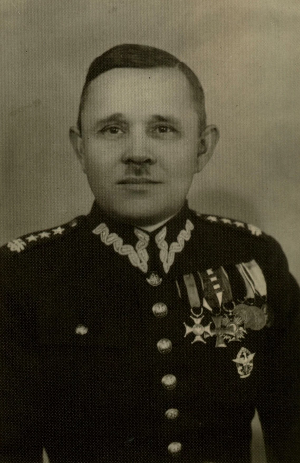 Władysław Wiecierzyński | Historia Wiki | Fandom