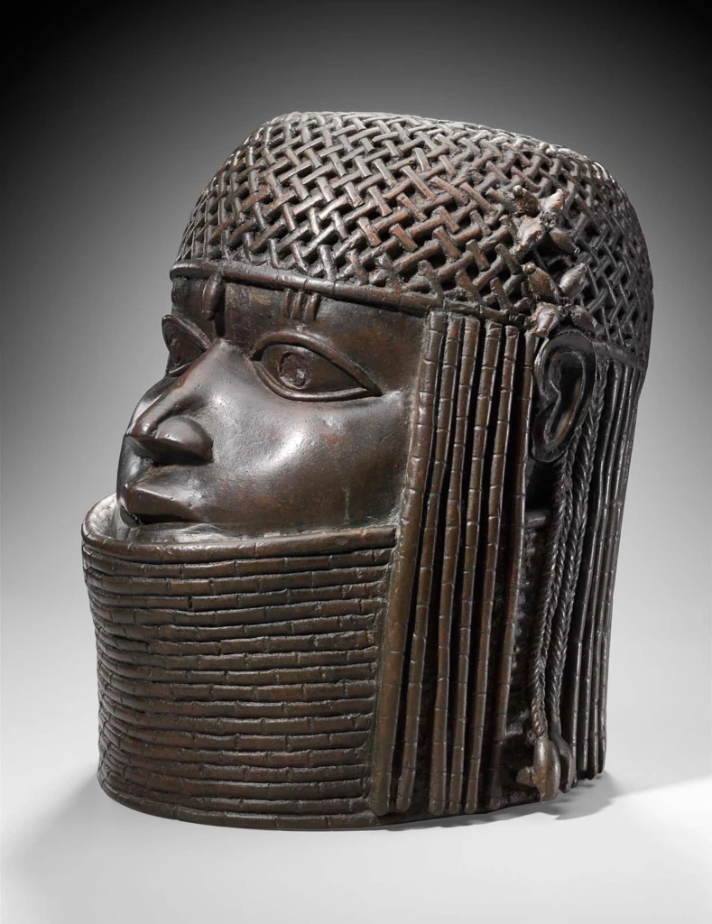 A Commemorative Head of an Oba (King) | History 2701 Wiki | Fandom