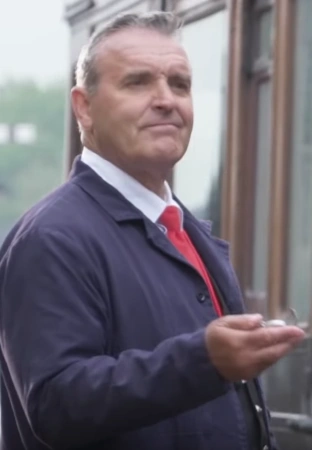 Mr. Evans | HIT Entertainment Wiki | Fandom