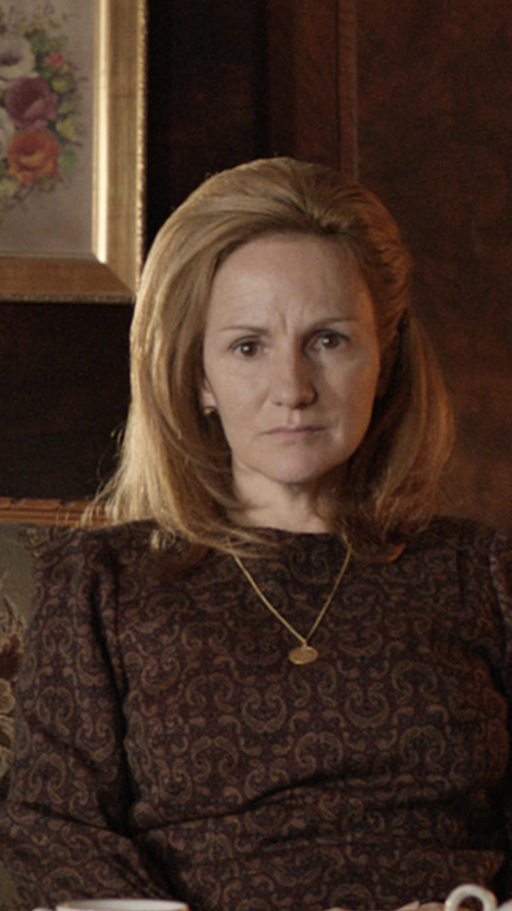 Isabel Martínez de Perón | Wikia Hitler Parody ES | Fandom