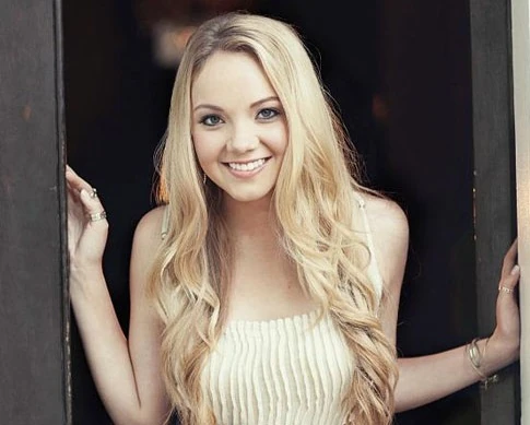 Danielle Everton | Hogwarts Role-Playing Wiki | Fandom