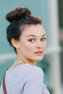 Sydney Moss | Hogwarts Role-Playing Wiki | Fandom