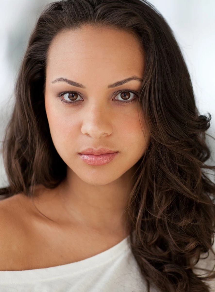 Isabella Henderson | Hogwarts Role-Playing Wiki | Fandom