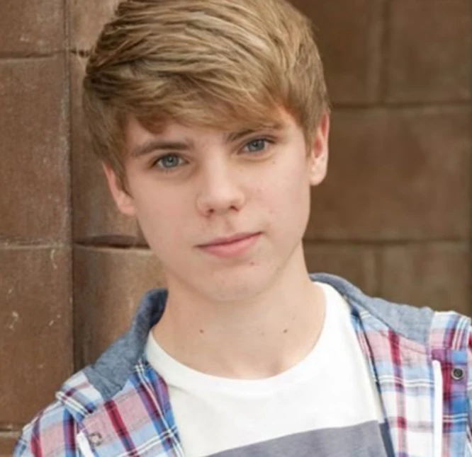 Declan Brady | Hollyoaks Wiki | Fandom