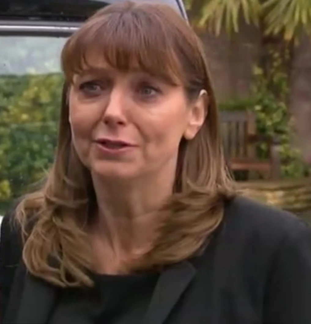 Kathy Barnes | Hollyoaks Wiki | Fandom