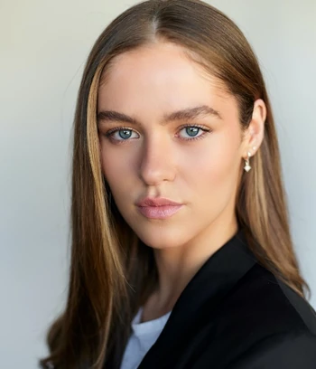 Grace Bowker | Hollyoaks Wiki | Fandom
