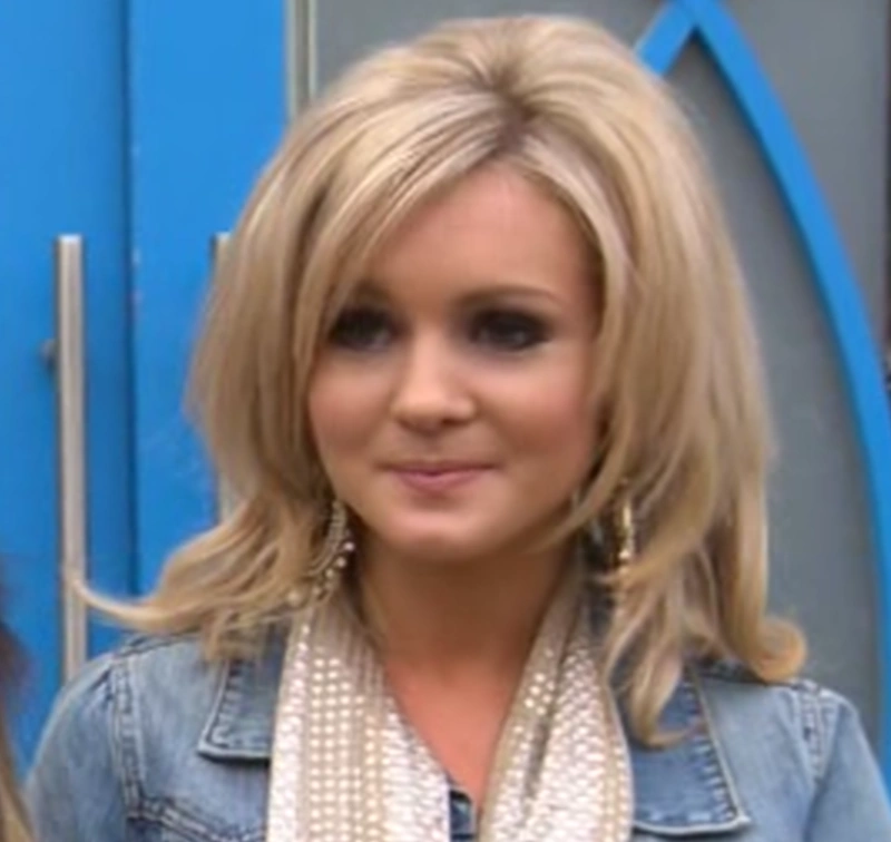 Laura (Laura Ainsworth) | Hollyoaks Wiki | Fandom