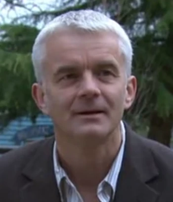 Graham Carpenter | Hollyoaks Wiki | Fandom