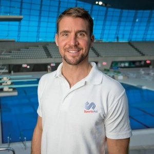 Leon Taylor | Hollyoaks Wiki | Fandom