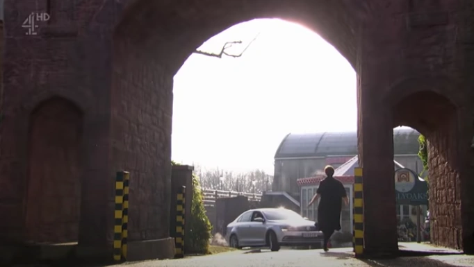 Episode 4912 (22nd May 2018) | Hollyoaks Wiki | Fandom