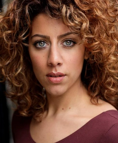 Lizzie Stavrou | Hollyoaks Wiki | Fandom