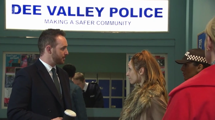 Category:Episodes directed by Toby Frow | Hollyoaks Wiki | Fandom