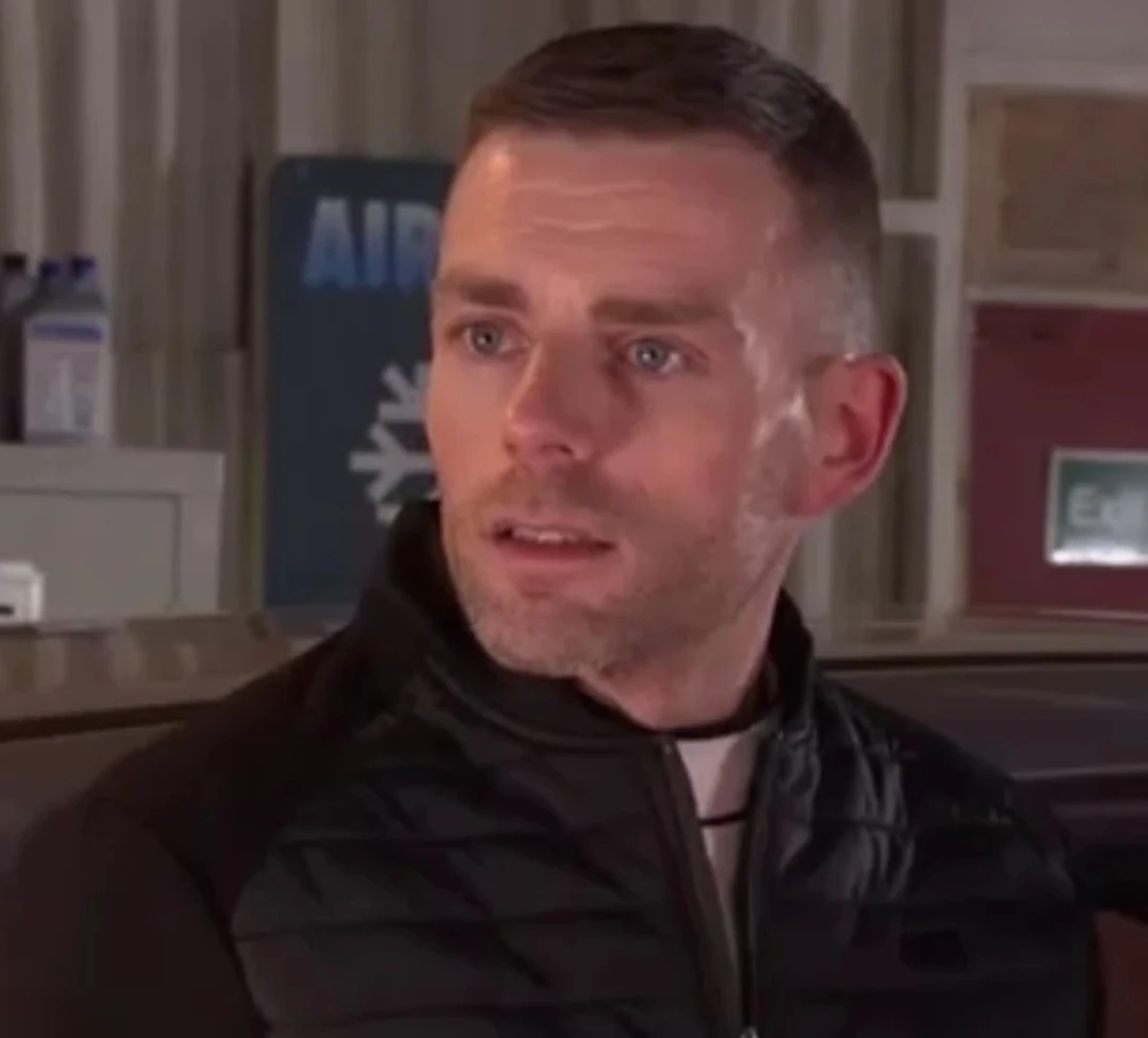 Roman (Jamie Dorrington) | Hollyoaks Wiki | Fandom