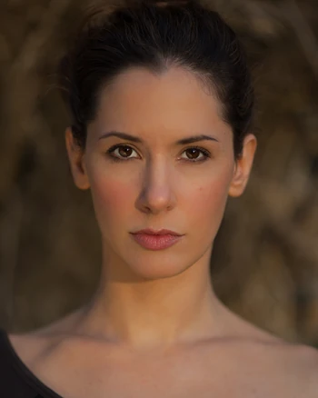 Thaila Zucchi | Hollyoaks Wiki | Fandom