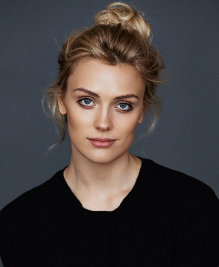 Wallis Day | Hollyoaks Wiki | Fandom