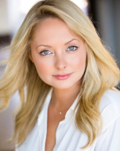 Chloë Crampton | Hollyoaks Wiki | Fandom