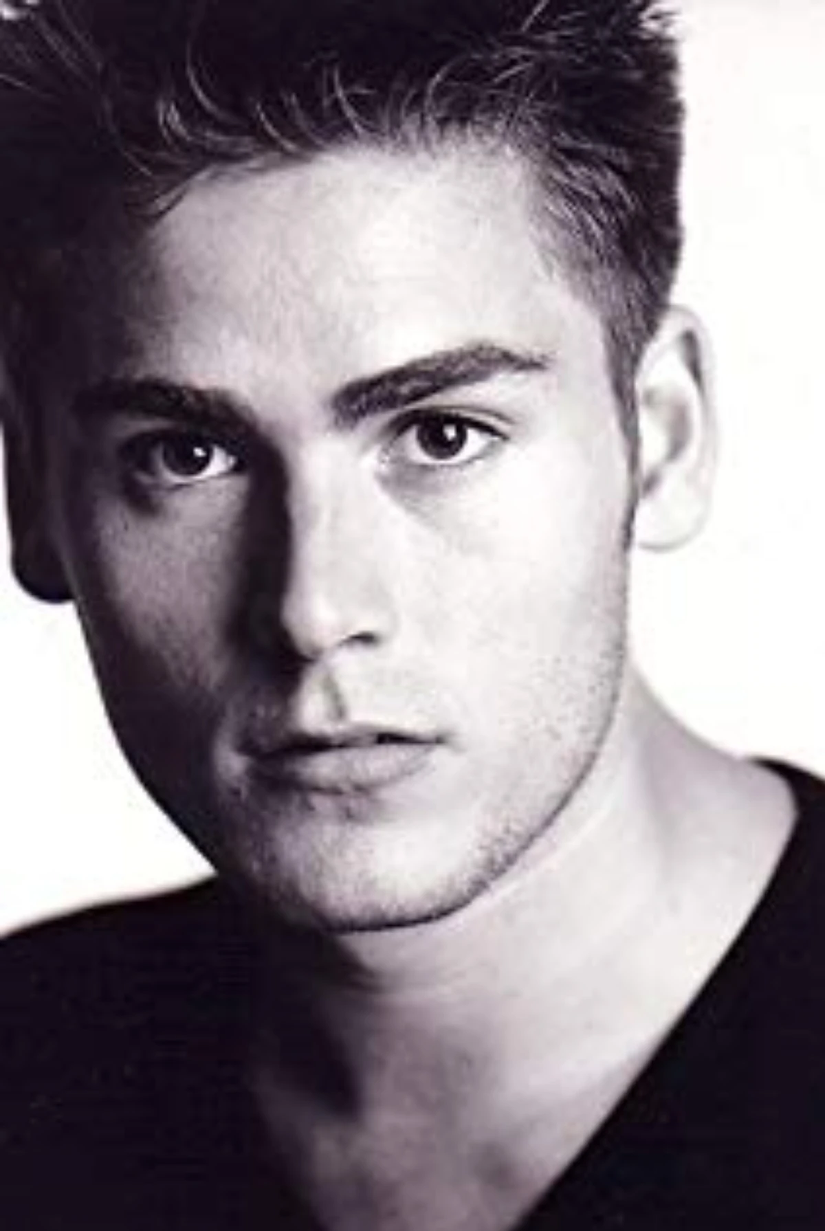 Michael Dixon | Hollyoaks Wiki | Fandom