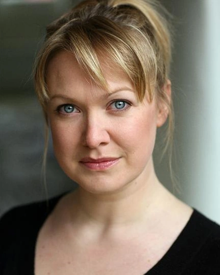 Laura Medforth | Hollyoaks Wiki | Fandom