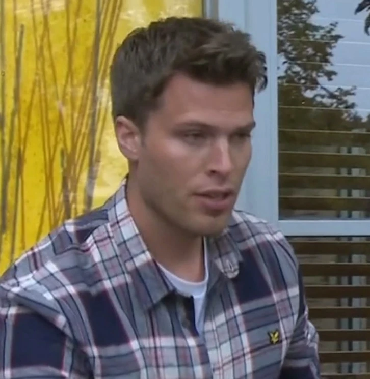 Man (Rick Edwards) | Hollyoaks Wiki | Fandom
