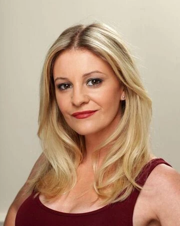 Nicola Stapleton | Hollyoaks Wiki | Fandom