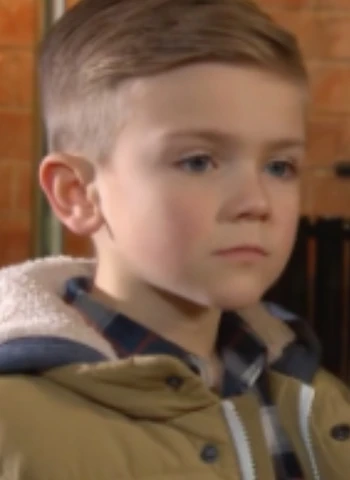 Toby Wilde | Hollyoaks Wiki | Fandom