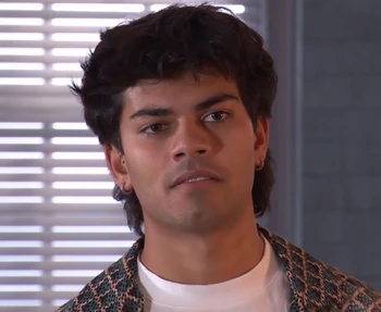 Dillon Ray | Hollyoaks Wiki | Fandom