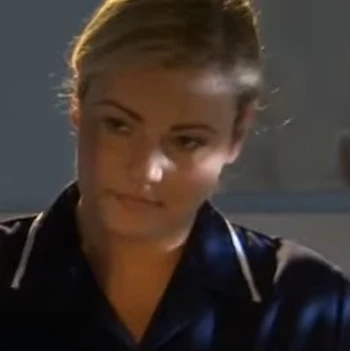 Karen (Shari Fox) | Hollyoaks Wiki | Fandom