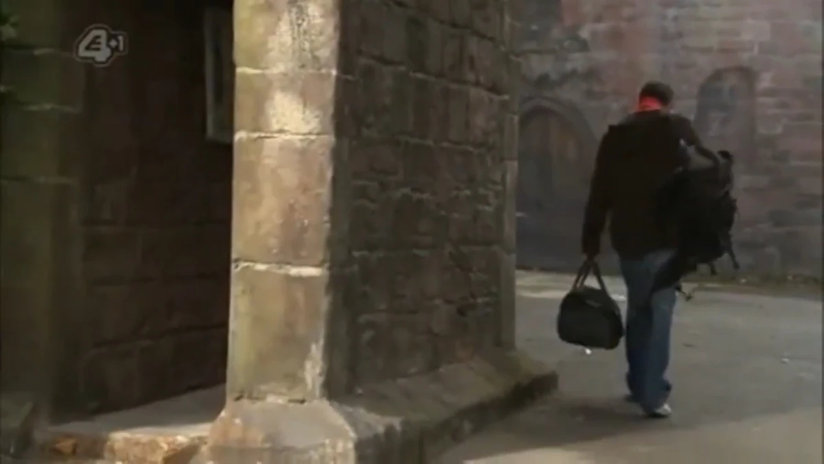 Episode 3217 (22nd November 2011) | Hollyoaks Wiki | Fandom