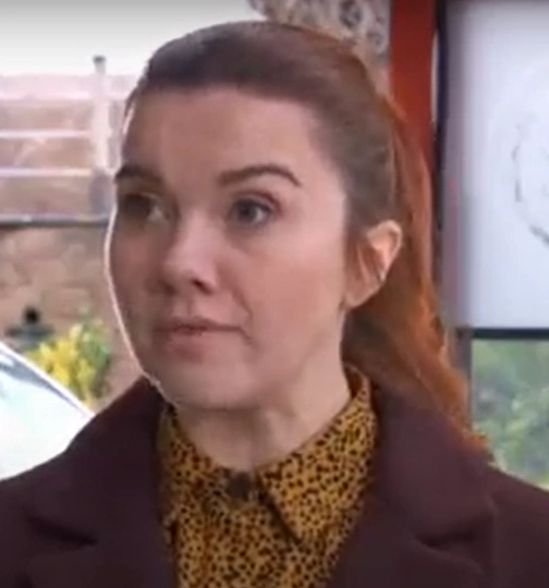 Hannah (Susan Jayne-Robinson) | Hollyoaks Wiki | Fandom