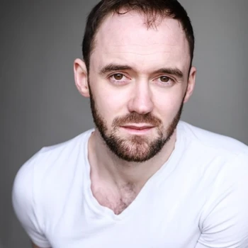 Drew Dillon | Hollyoaks Wiki | Fandom