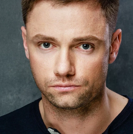 Oliver Watton | Hollyoaks Wiki | Fandom