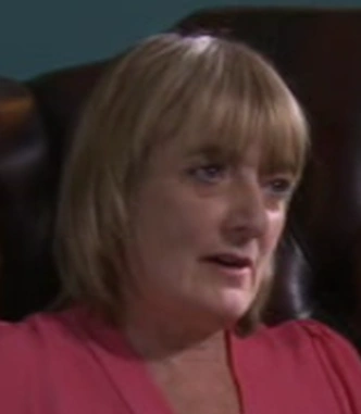 Counsellor (Elizabeth Rider) | Hollyoaks Wiki | Fandom