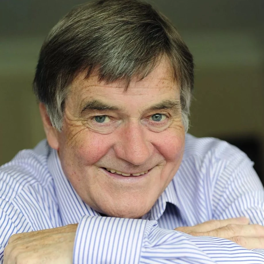 Vince Earl | Hollyoaks Wiki | Fandom