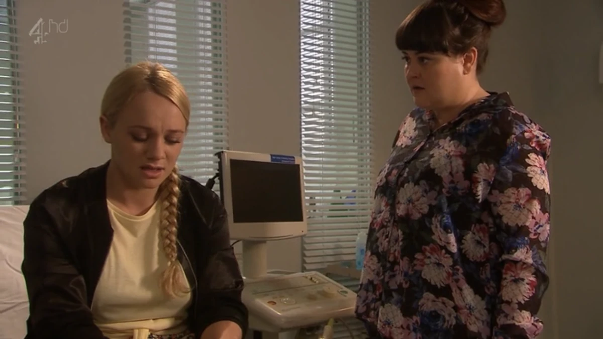 Episode 4204 (3rd September 2015) | Hollyoaks Wiki | Fandom