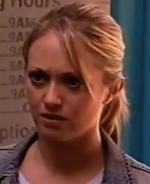 Ellie Hunter (List of appearances) | Hollyoaks Wiki | Fandom