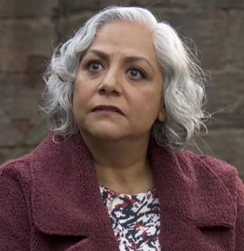 Misbah Maalik | Hollyoaks Wiki | Fandom