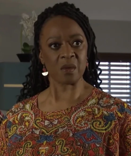 Pearl Anderson | Hollyoaks Wiki | Fandom