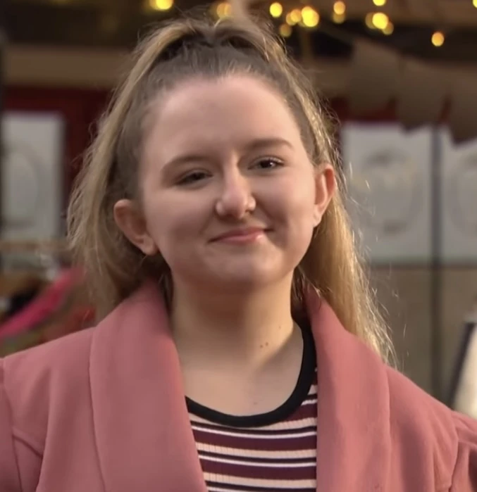 Leah Barnes | Hollyoaks Wiki | Fandom