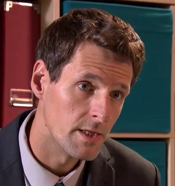 Doctor Bunce | Hollyoaks Wiki | Fandom