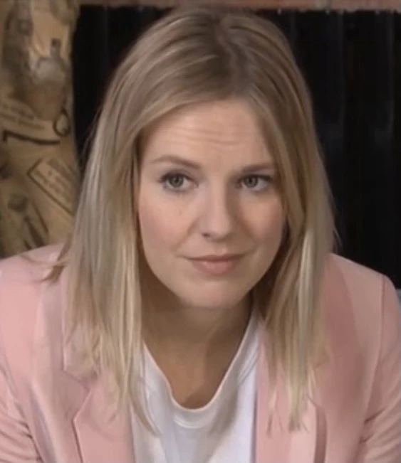 Zoe Carpenter | Hollyoaks Wiki | Fandom