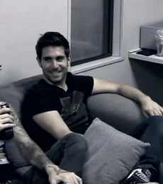 Jim Lowery | Hollywood Undead Wiki | Fandom