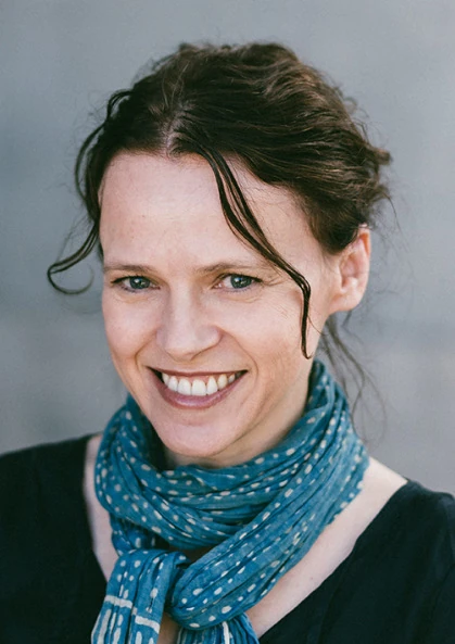 Roslyn Oades | Home And Away Soap Opera Wiki | Fandom
